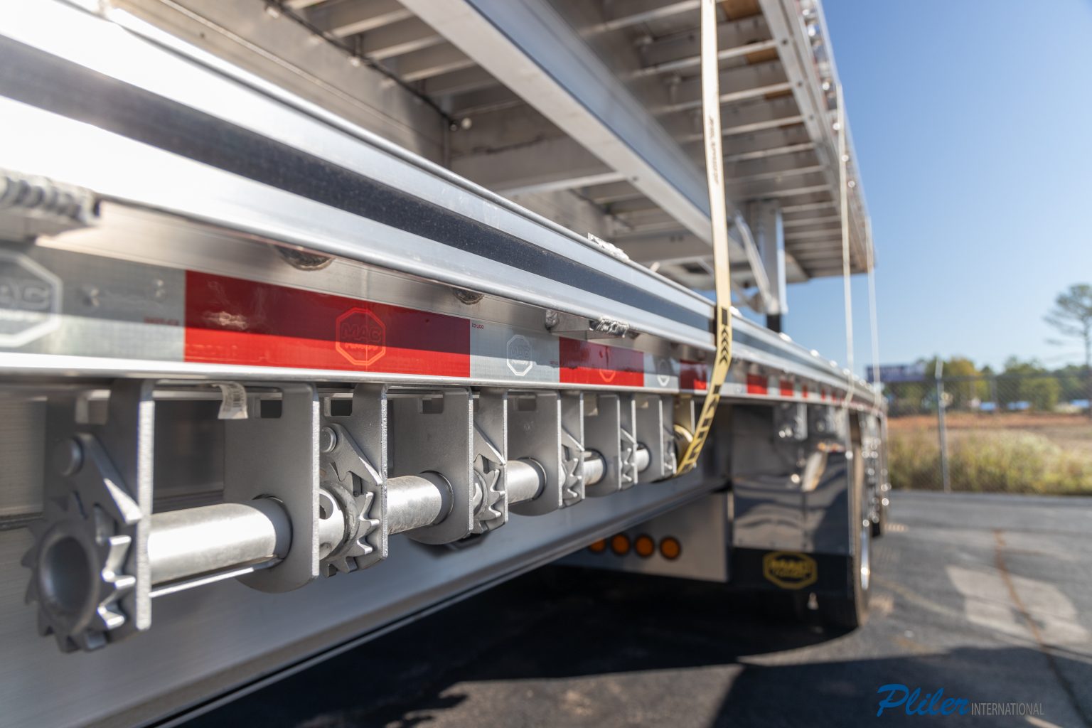 2024 MAC TRAILER FLATBED RH070534 - Pliler International